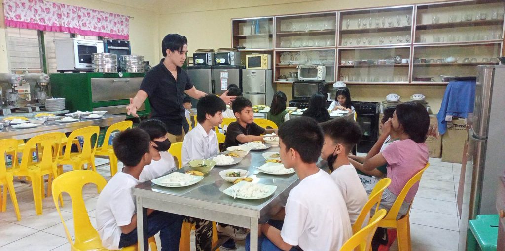 Feeding Program | San Roque NHS